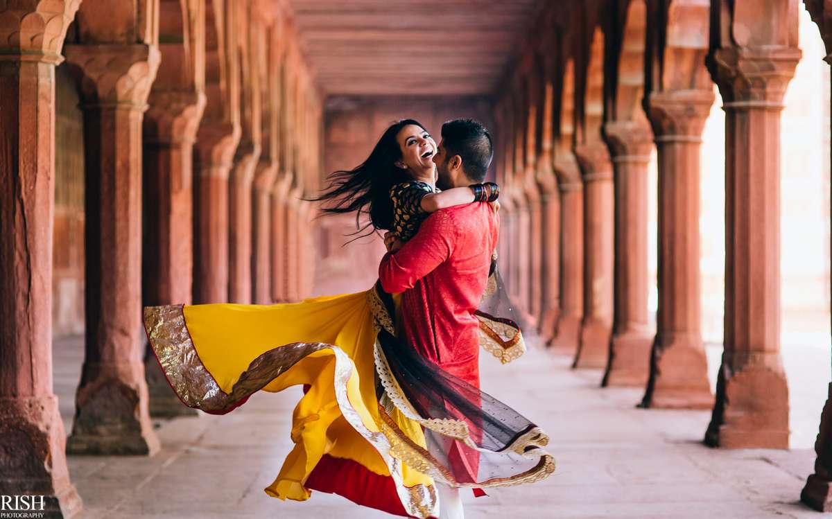 With Love From Taj Pre-Wedding Engagement Photo Shoot By Rish Agarwal
